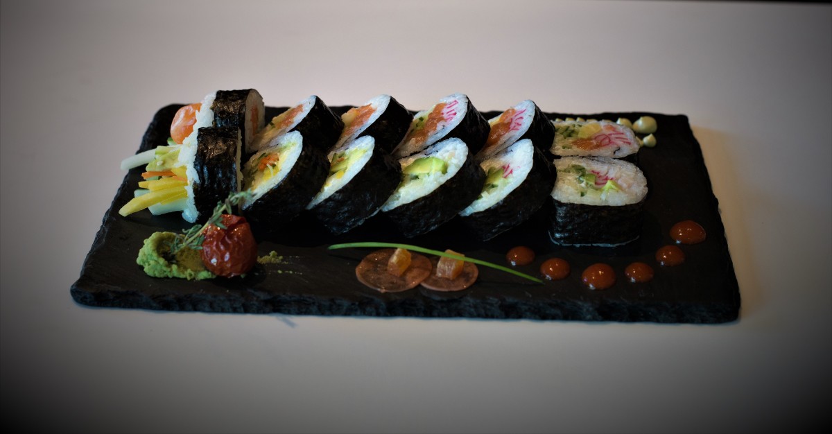 Maki lovers combo 16 τεμ. - Noodles AYA Πάτρα, sushi